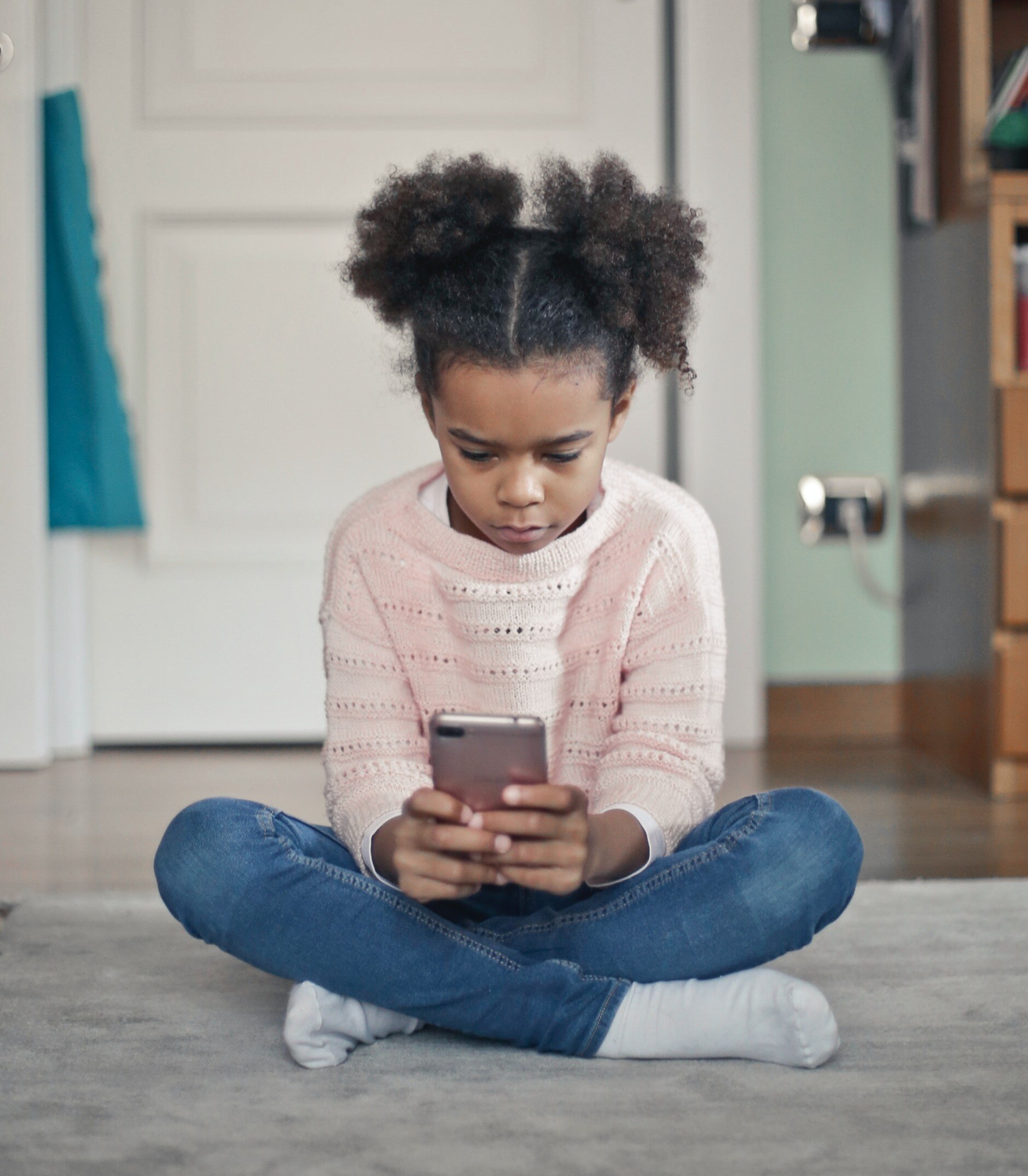 Wayfinder | Resources for Healthy Cellphone Use + Digital Discernment